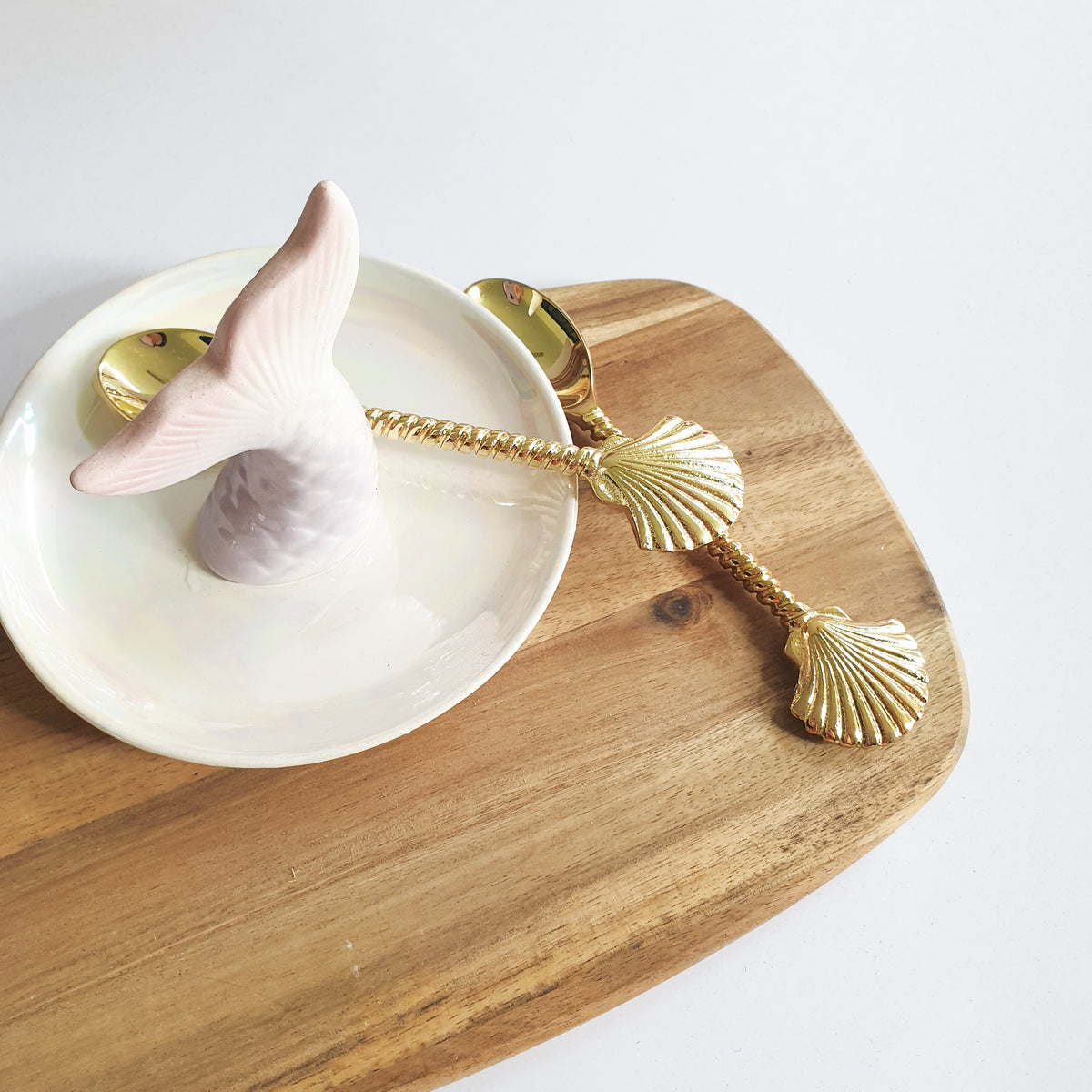 Brass Clam Spoon – SUMMER SAGE